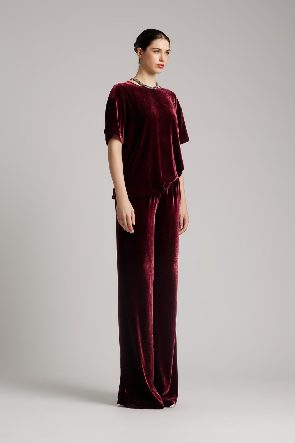 Silk Velvet T-Shirt in Red – IVAN YOUNG
